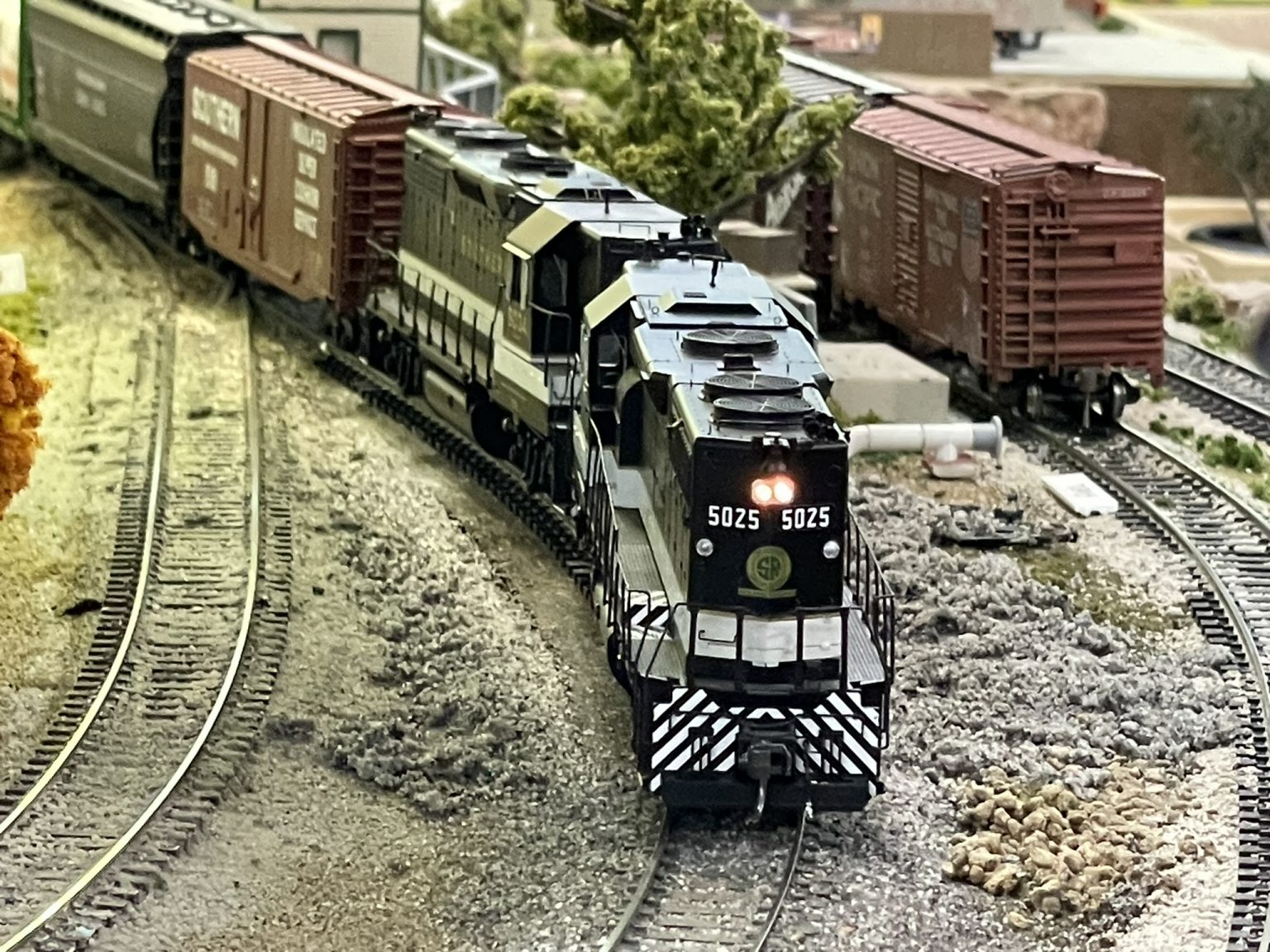 Action on the Rails - Saint Louis Lines Model Railroad Layout